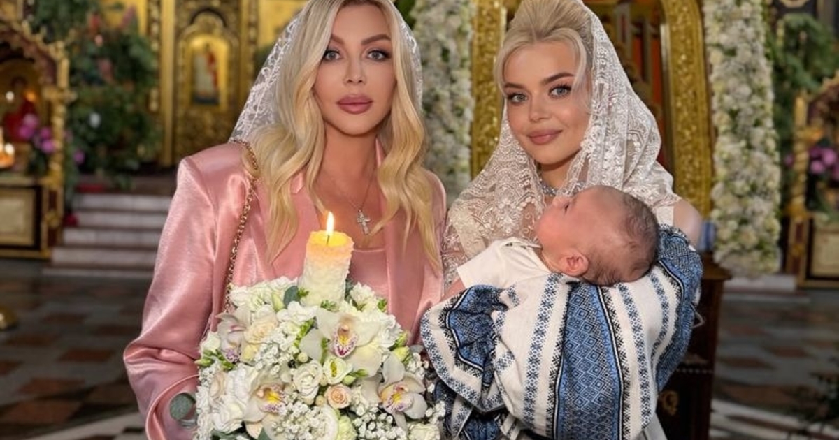 Гросу показала первые фото из крестин сына на Троицу - IVONA.UA