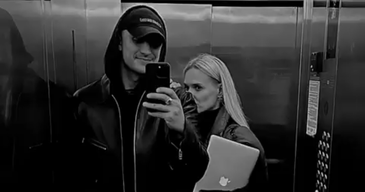 Цымбалюк порадовал новым фото с любимой - IVONA.UA