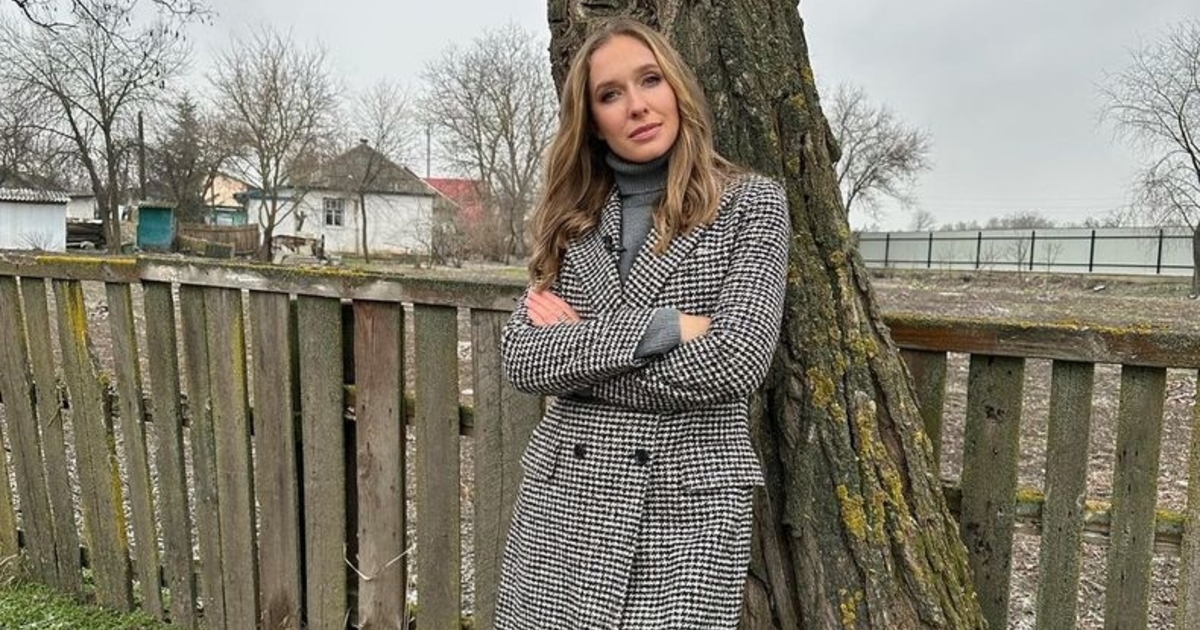 «Бабуся зберігає»: Катя Осадча показала своє дитяче фото - IVONA.UA