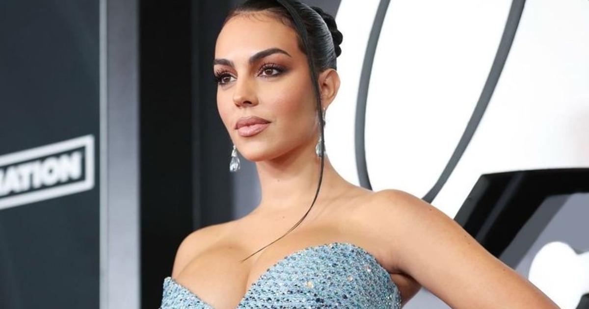 Невесту Роналду нарушила закон об общественном приличии из-за откровенного наряда - IVONA.UA