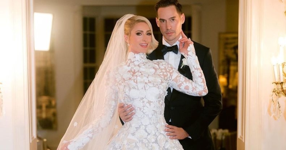 «Мой единственный на миллион»: Пэрис Хилтон показала романтическое видео с мужем - IVONA.UA