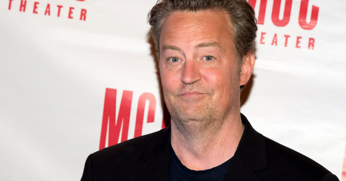 В Сеть слили свидетельство о смерти Мэттью Перри - IVONA.UA