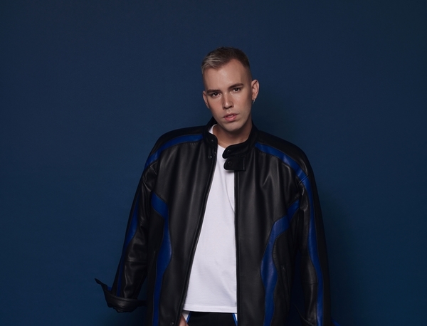 Співак Yogen змінює музичний та візуальний стиль - IVONA.UA