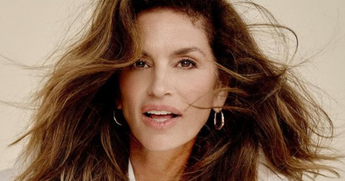 Семейное фото: Синди Кроуфорд снялась с мужем и двумя детьми - IVONA.UA